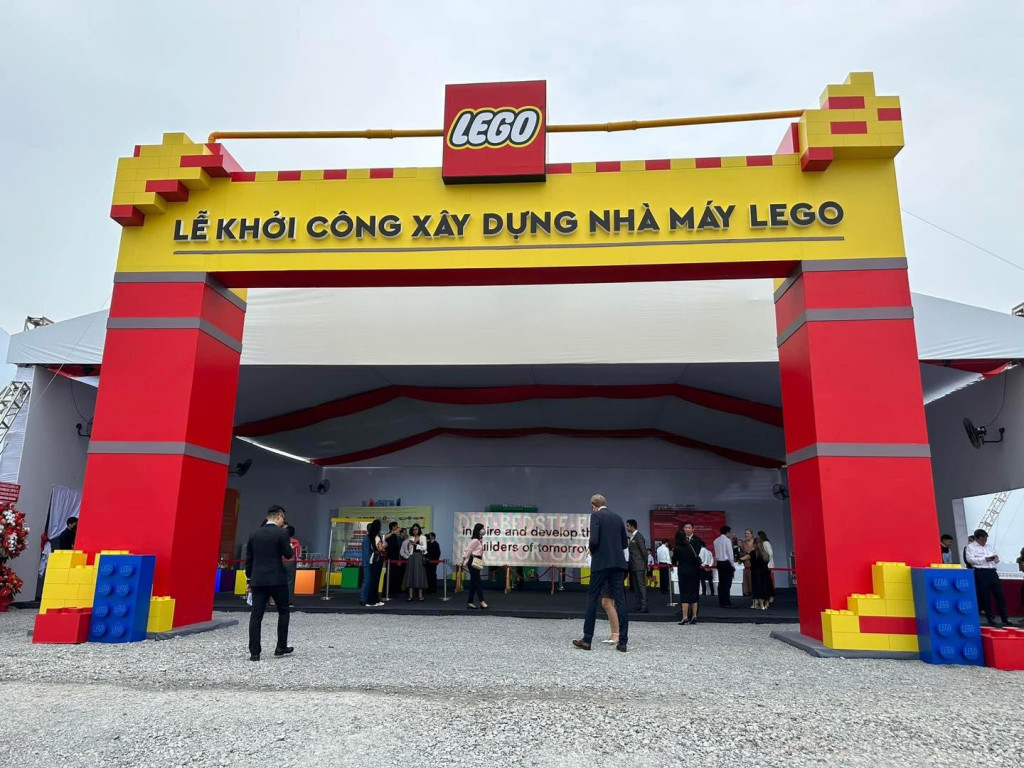 Khởi công xây dựng nhà máy Lego 1 tỉ USD tại Việt Nam - iVIVU.com