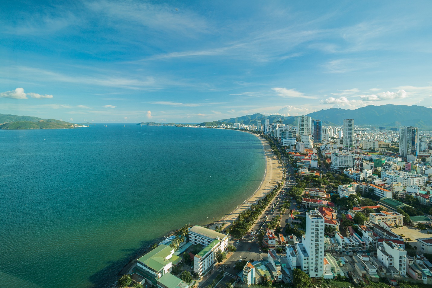 Nha Trang Bay – One of the Most Beautiful Bays in the World - Mytour