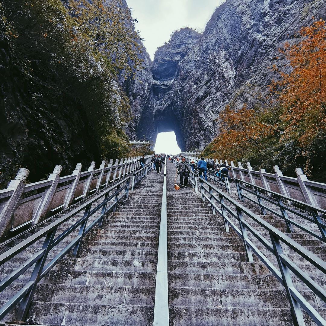 Ngỡ ngàng trước những kỳ quan thiên nhiên ở Trương Gia Giới - iVIVU.com