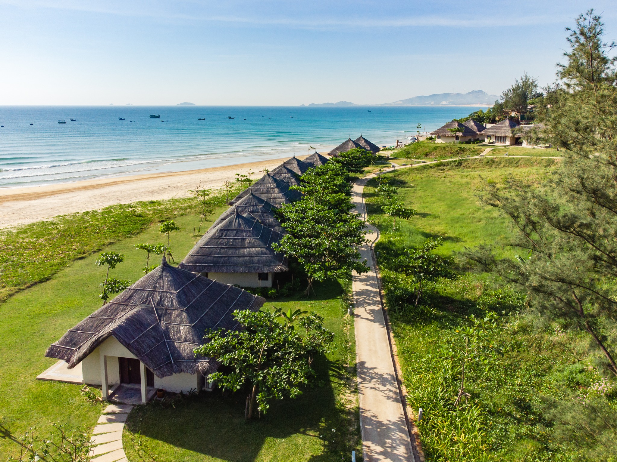 Tọa độ check-in đẹp mê li tại khu nghỉ dưỡng Crown Retreat Quy Nhơn ...