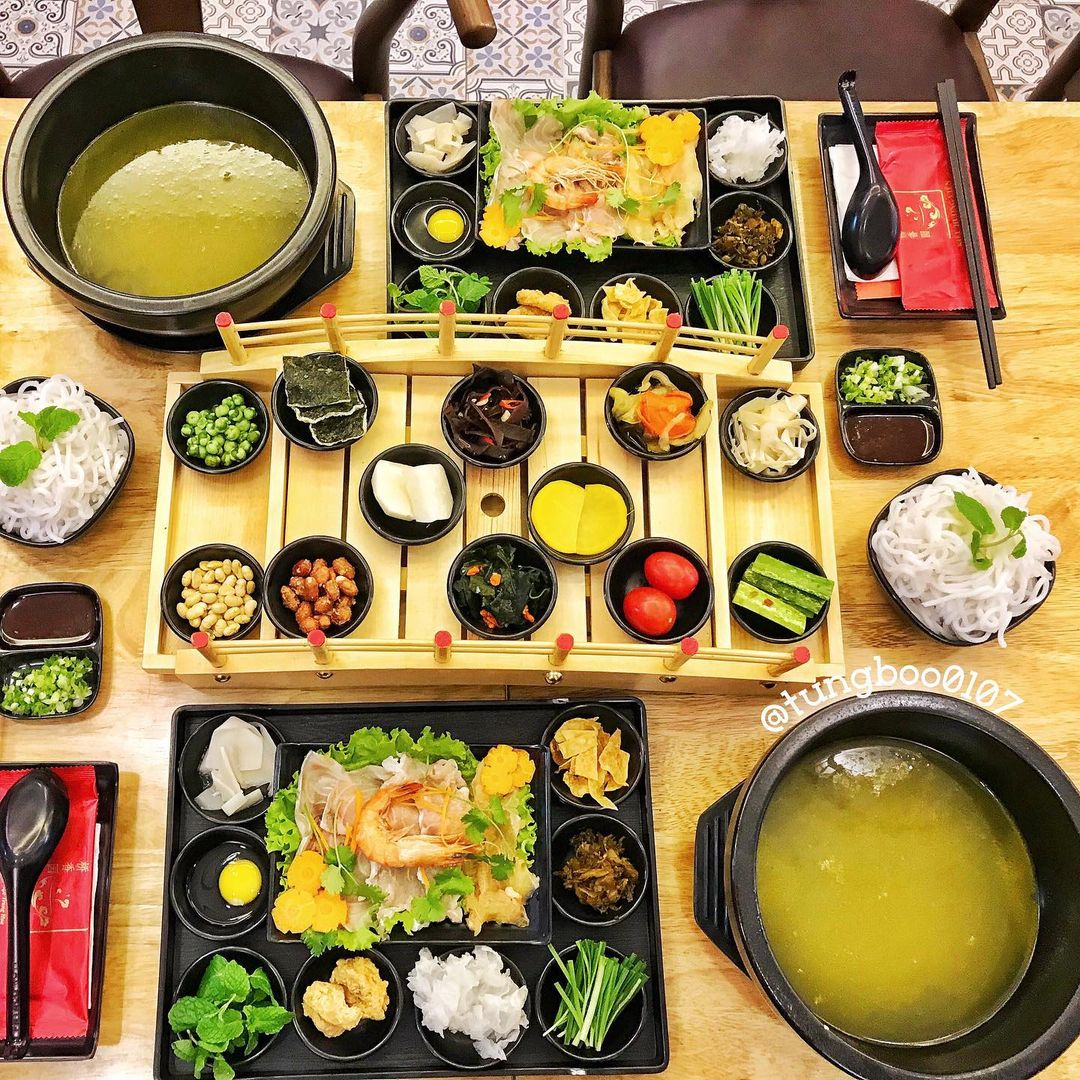 Ngon miệng đã mắt với món bún qua cầu Vân Nam, Trung Quốc - iVIVU.com