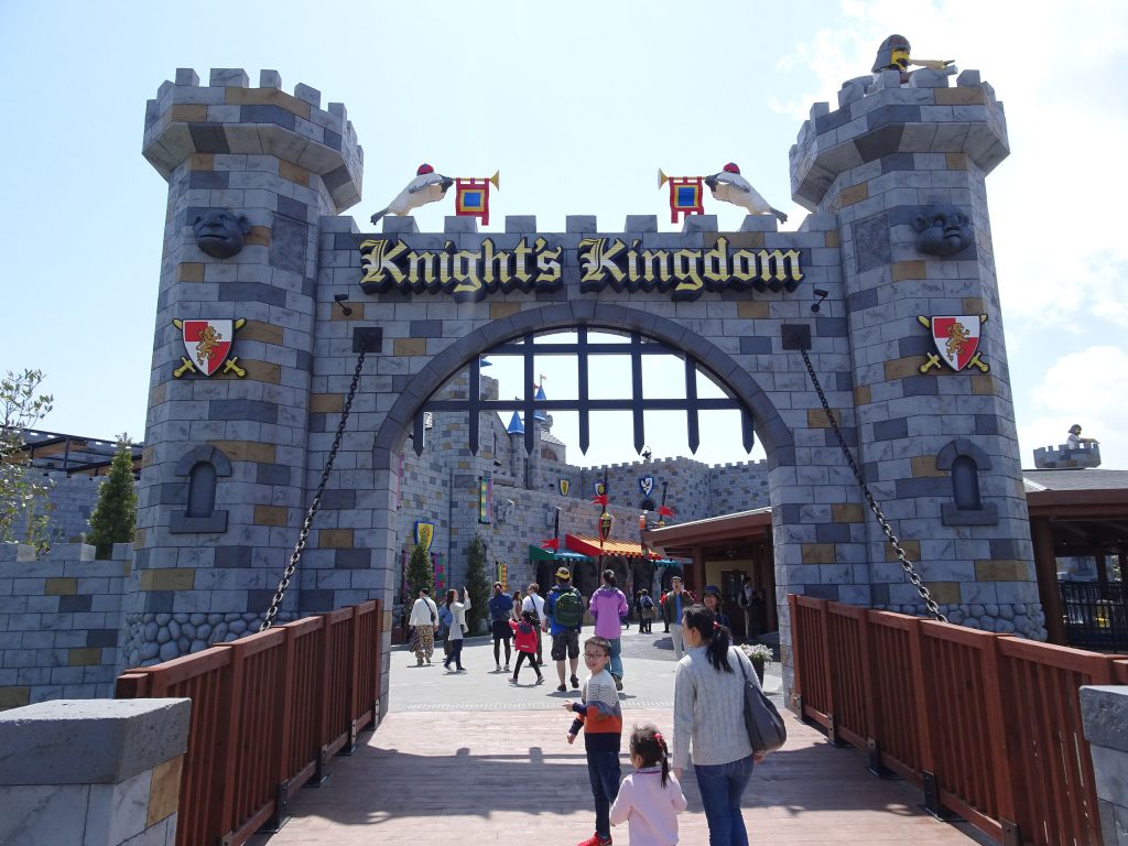 Khám phá thế giới lego kỳ diệu tại công viên Legoland, Nhật Bản