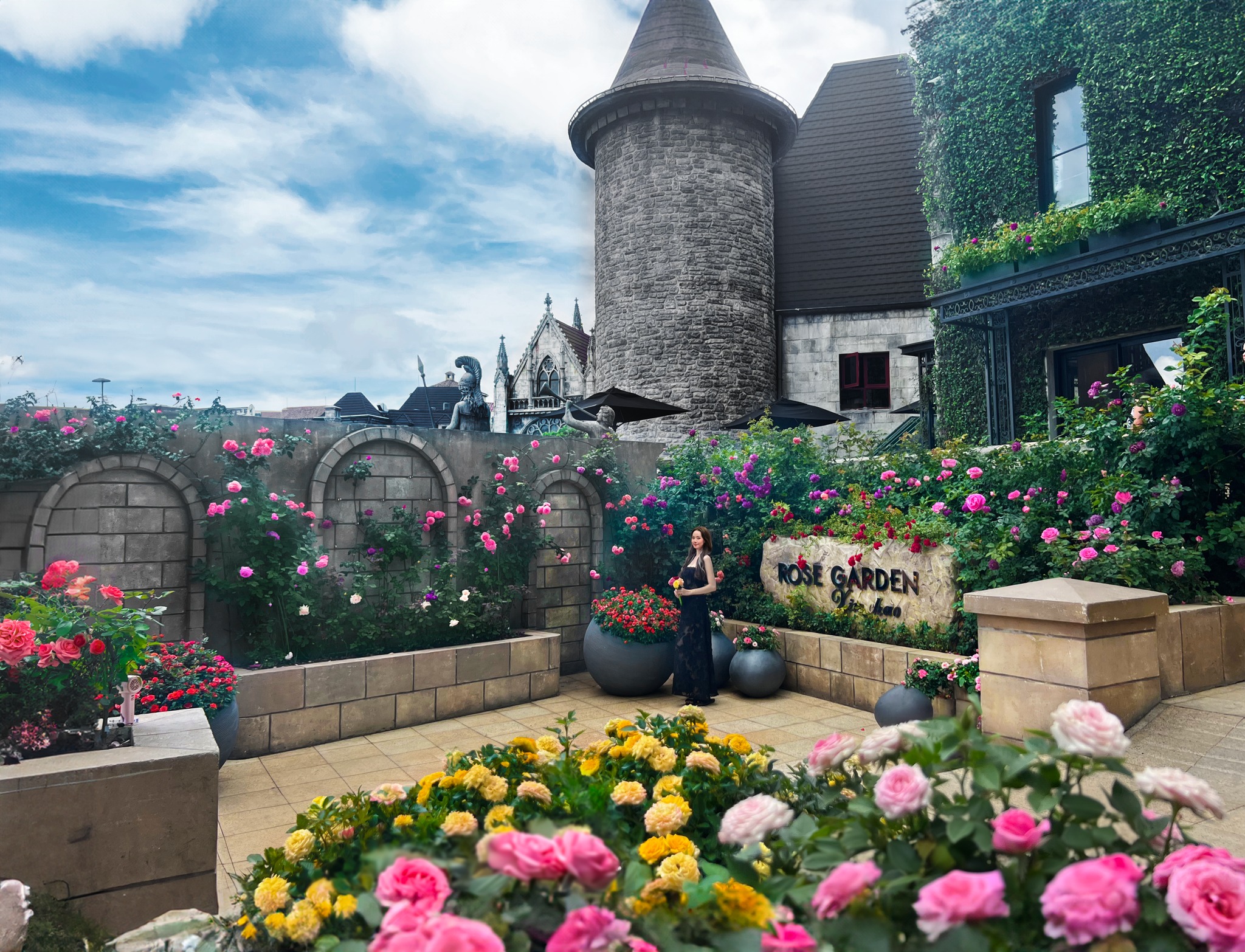 Du lịch Đà Nẵng 3N2Đ: Xem pháo hoa DIFF 2025 và khám phá thành phố biển